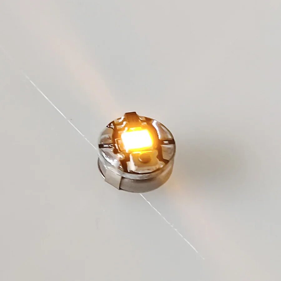 Светодиодная лампа TERAYSUN yellow, 1 шт