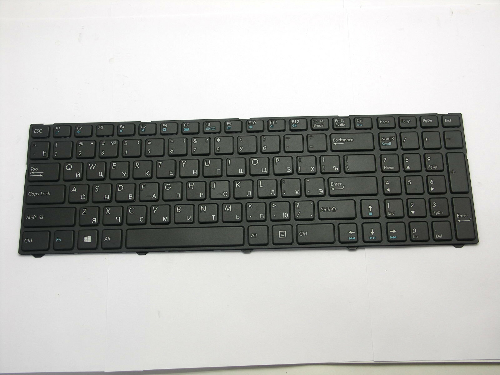 Клавиатура для DNS Pegatron C15, C15B, C17A/Dexp C17B черная, с рамкой, KBD-DNS-15
