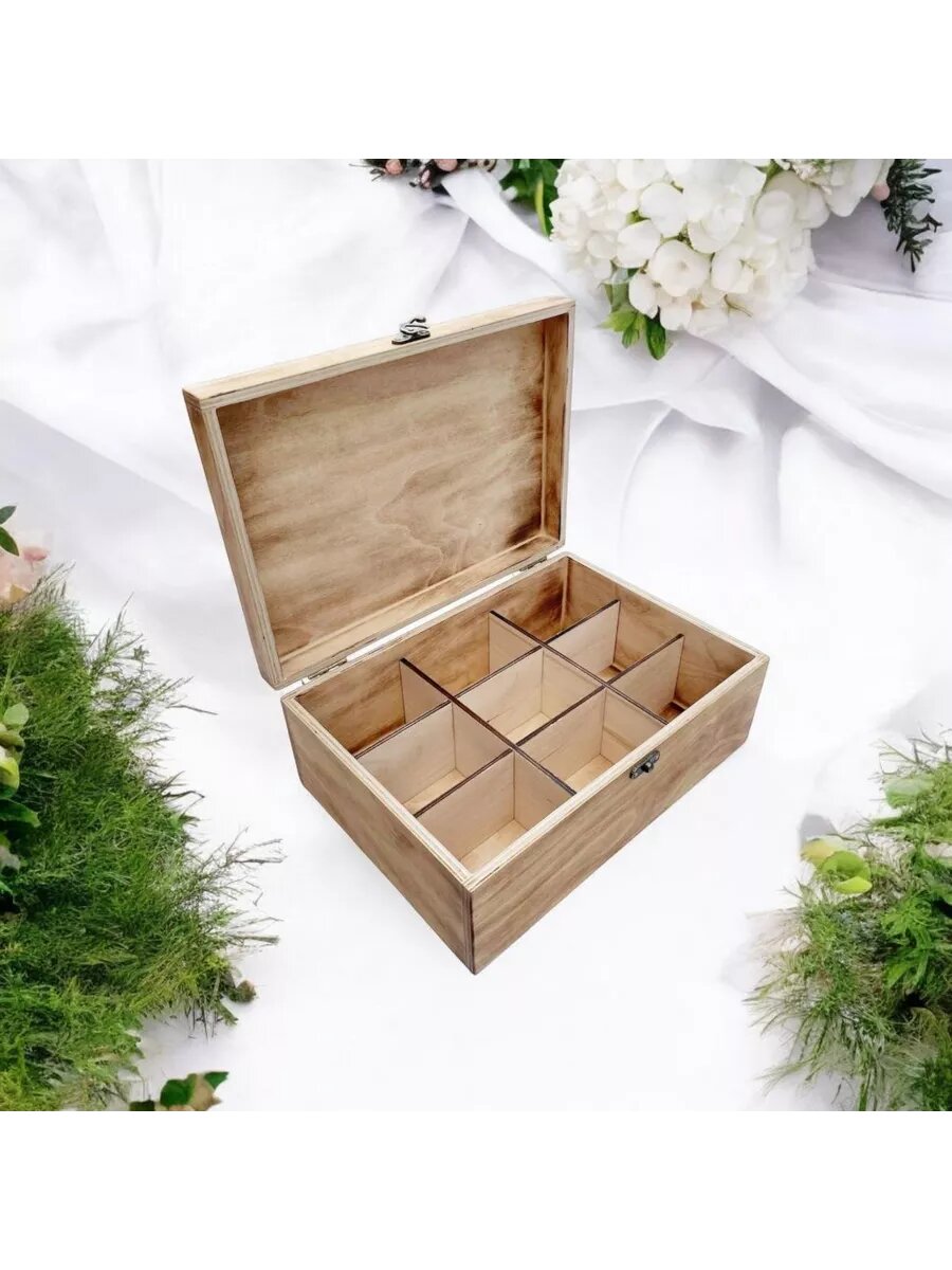 Коробка с отсеками