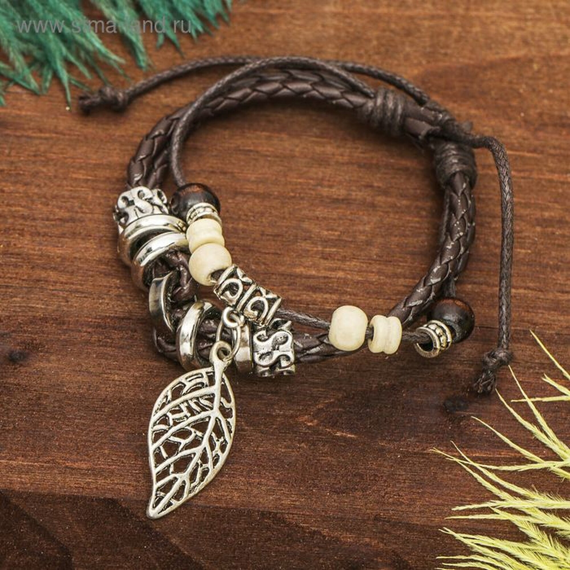 Плетеный браслет, кожа, стразы