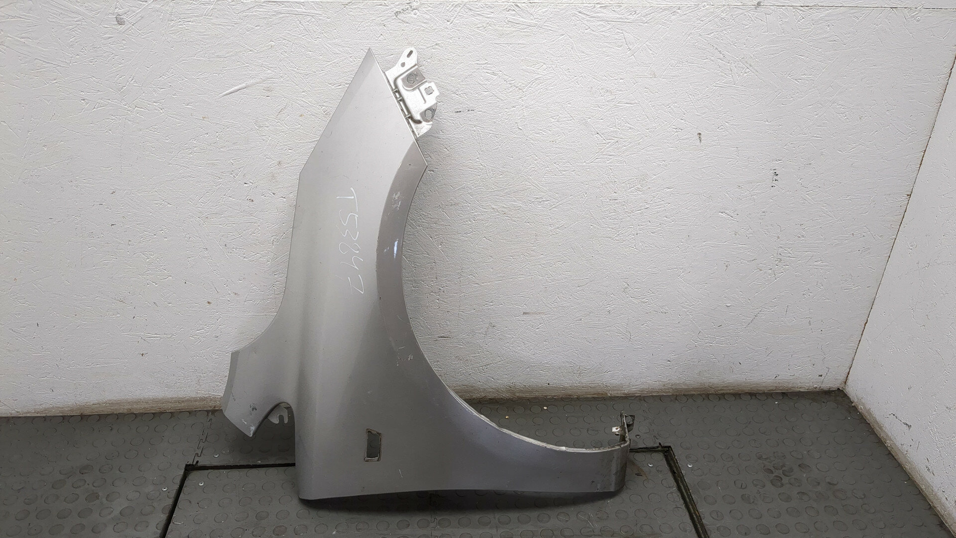 Крыло правое переднее Opel Corsa E Б/У