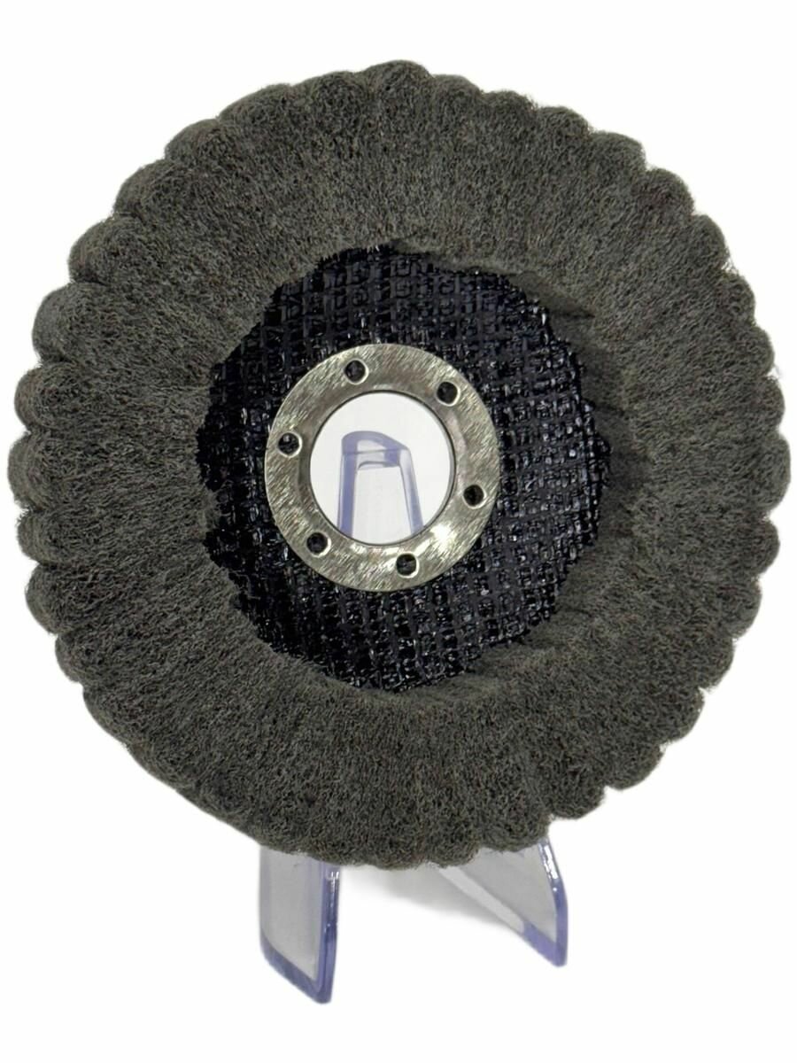 Круг шлифовальный из нетканого материала 125х156х22,23 мм Р600