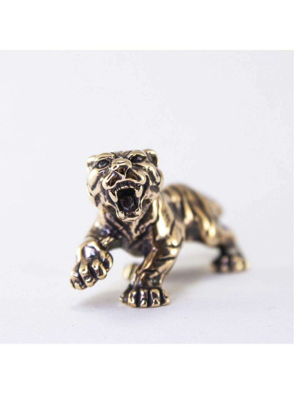 Сувенир Тигр средний