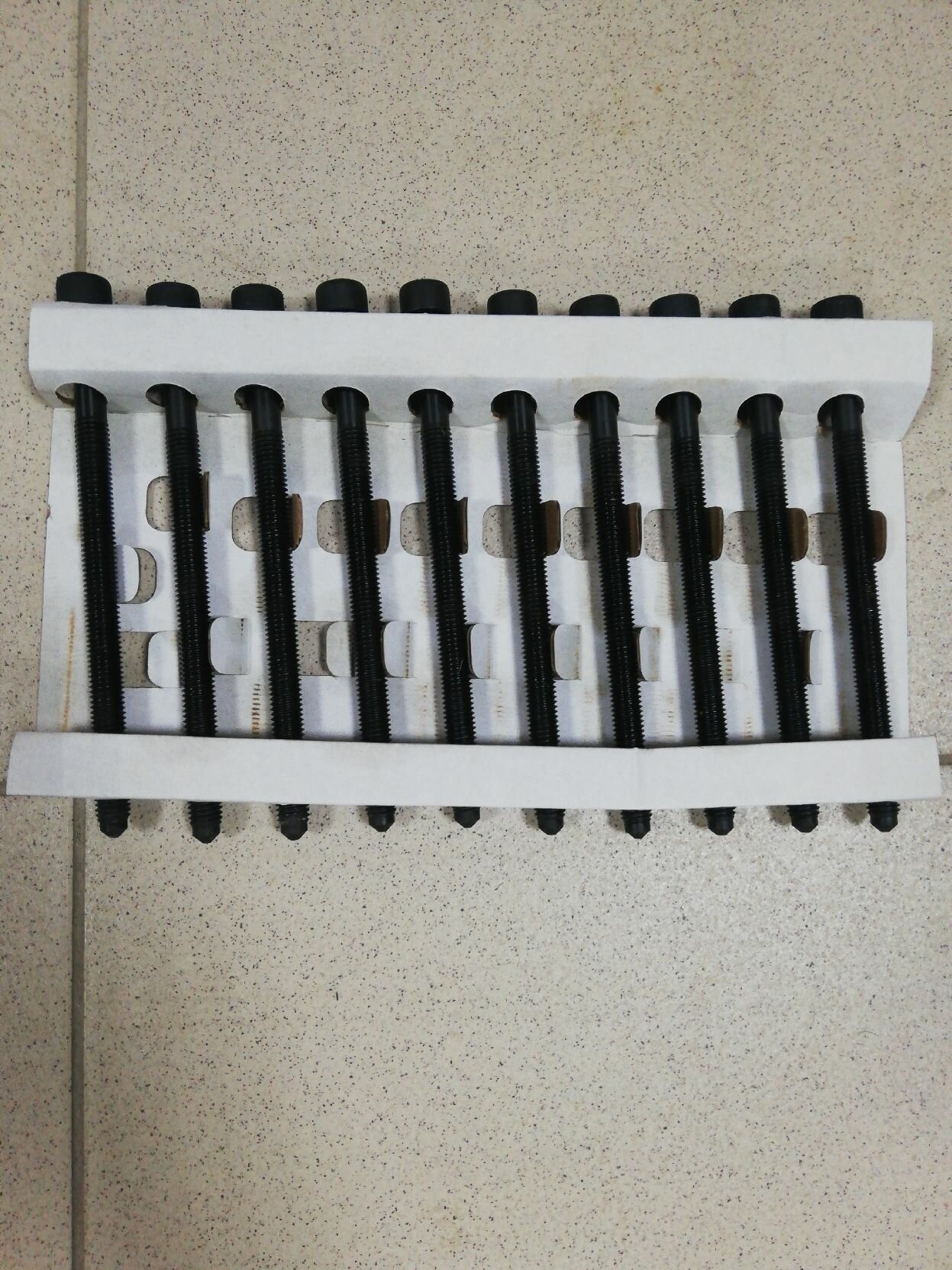 Болт ГБЦ (комплект) KIMIKO Chery M11 [1.6 16V 5MT седан] 481H1003082KM