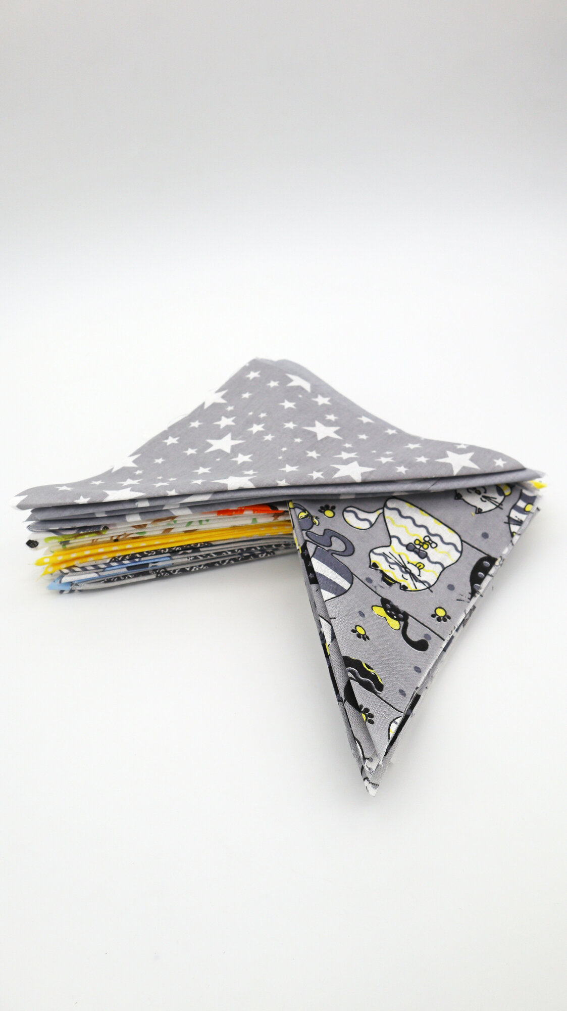 Ткань для пэчворка, рукоделия и шитья Texxet 20х20 см (30 шт), хлопок 100%