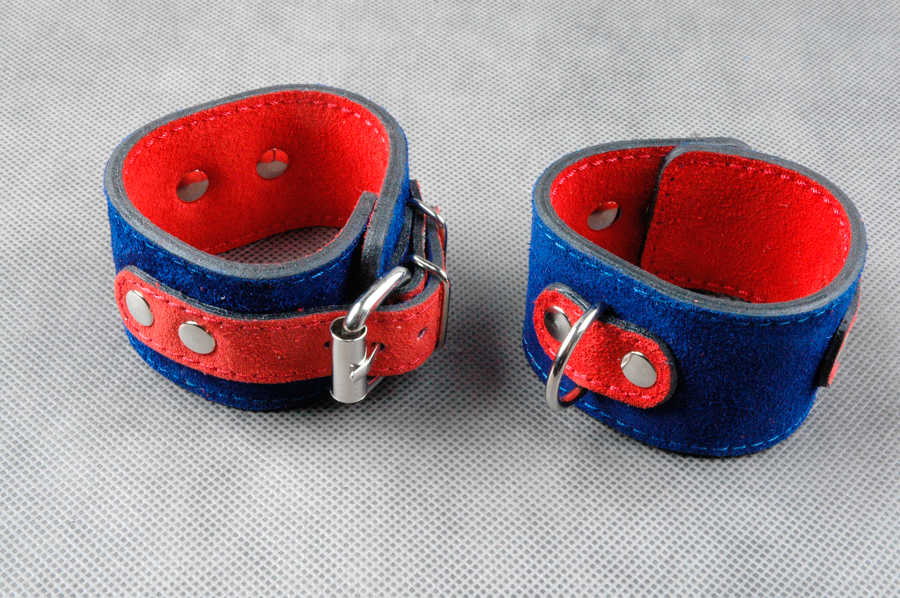 Наручники узкие прошитые