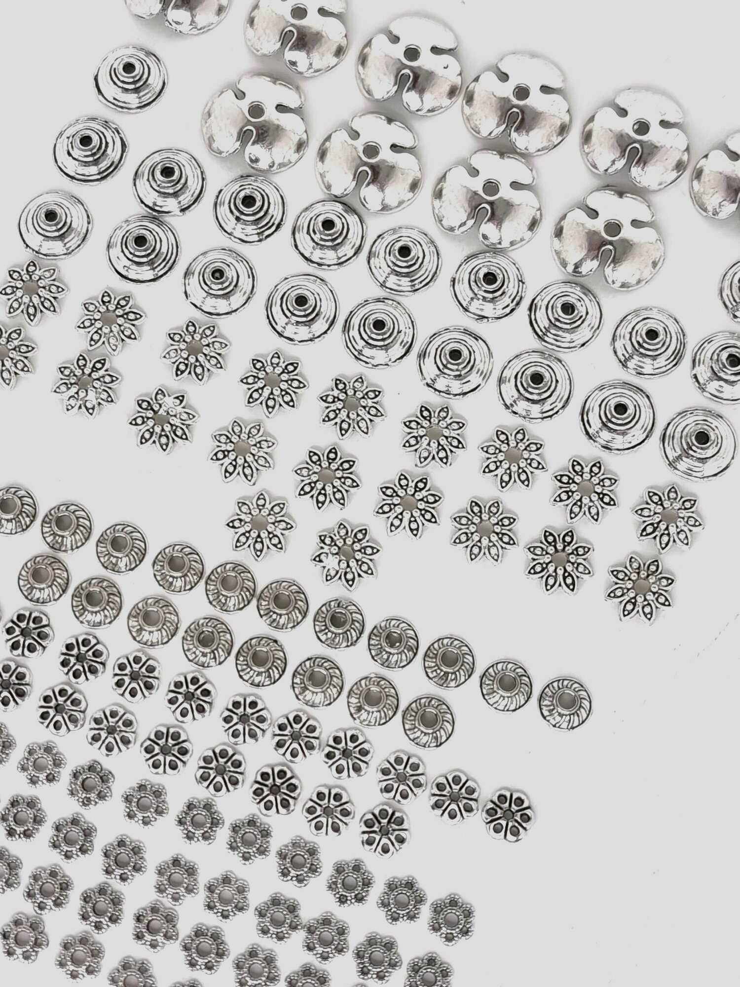 Шапочки для бусин 5-14мм. Цвет Родий. 130шт.