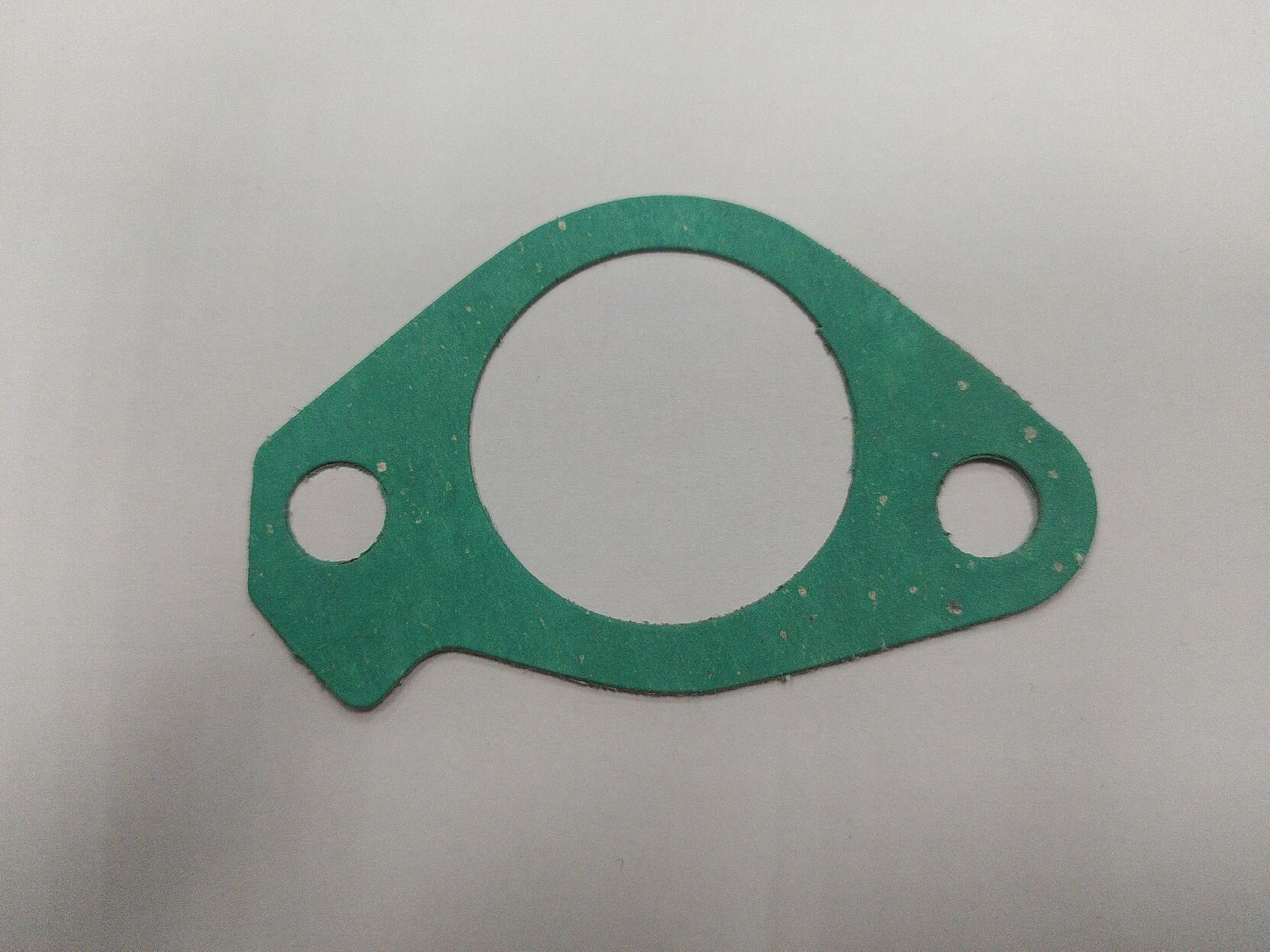 Прокладка насоса водяного (к блоку) Geely Otaka CK [1.3 16V 5MT седан] E050200501