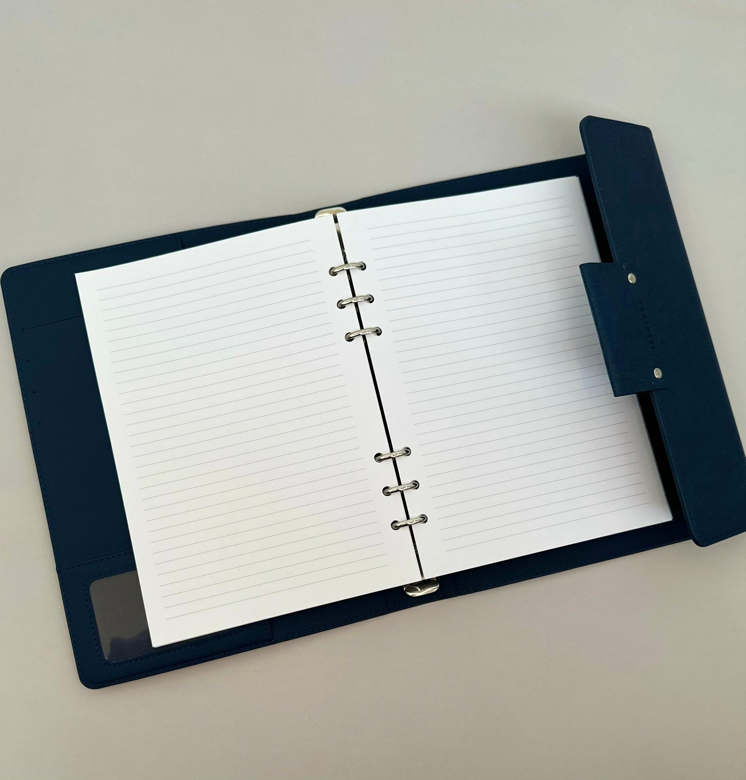 Сменный блок А5 (90 листов) в линейку для планеров, ежедневников, блокнотов и тетрадей с 6 кольцами (отверстиями).