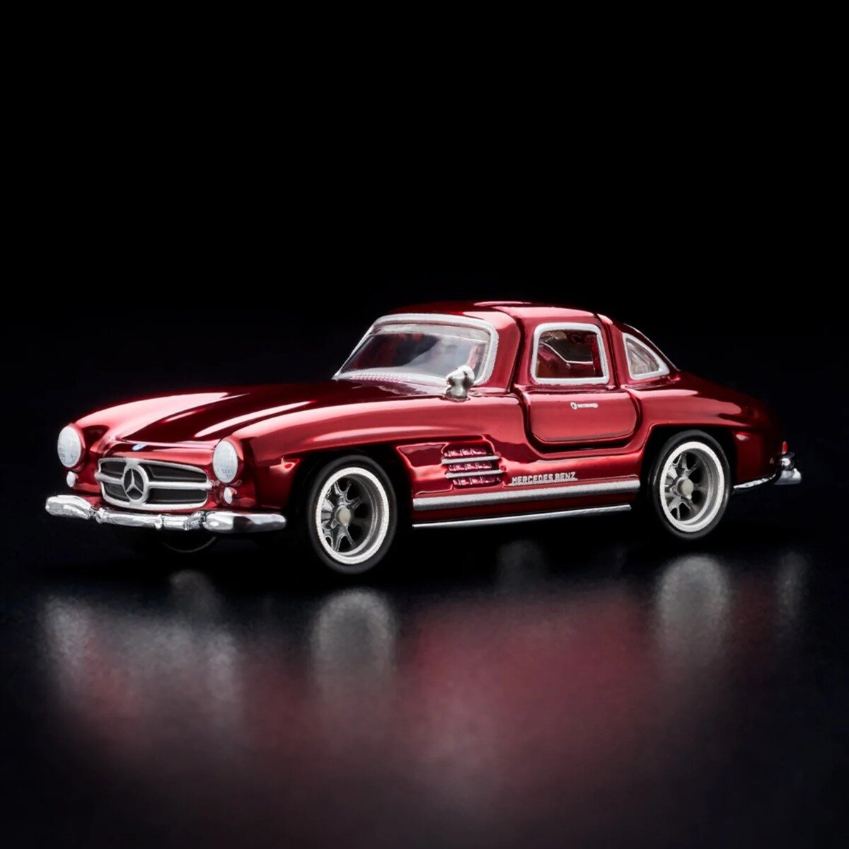 Коллекционная машинка Hot Wheels RLC 1955 Mercedes-Benz 300 SL - "Oxblood" (Хот Вилс Эксклюзив РЛК 1955 Мерседес-Бенц 300 СЛ - Оксблад)
