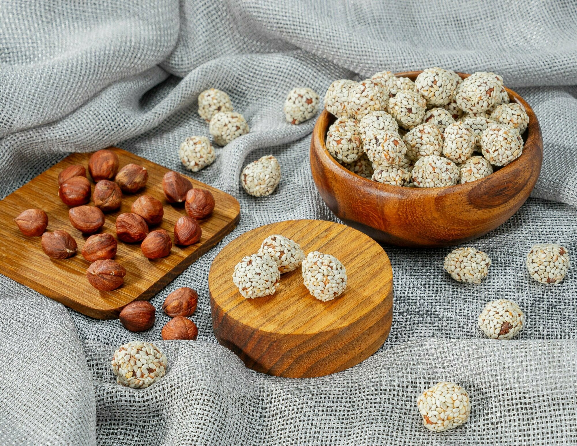 Фундук в кунжуте с мёдом "Лакомства Востока" 2 кг