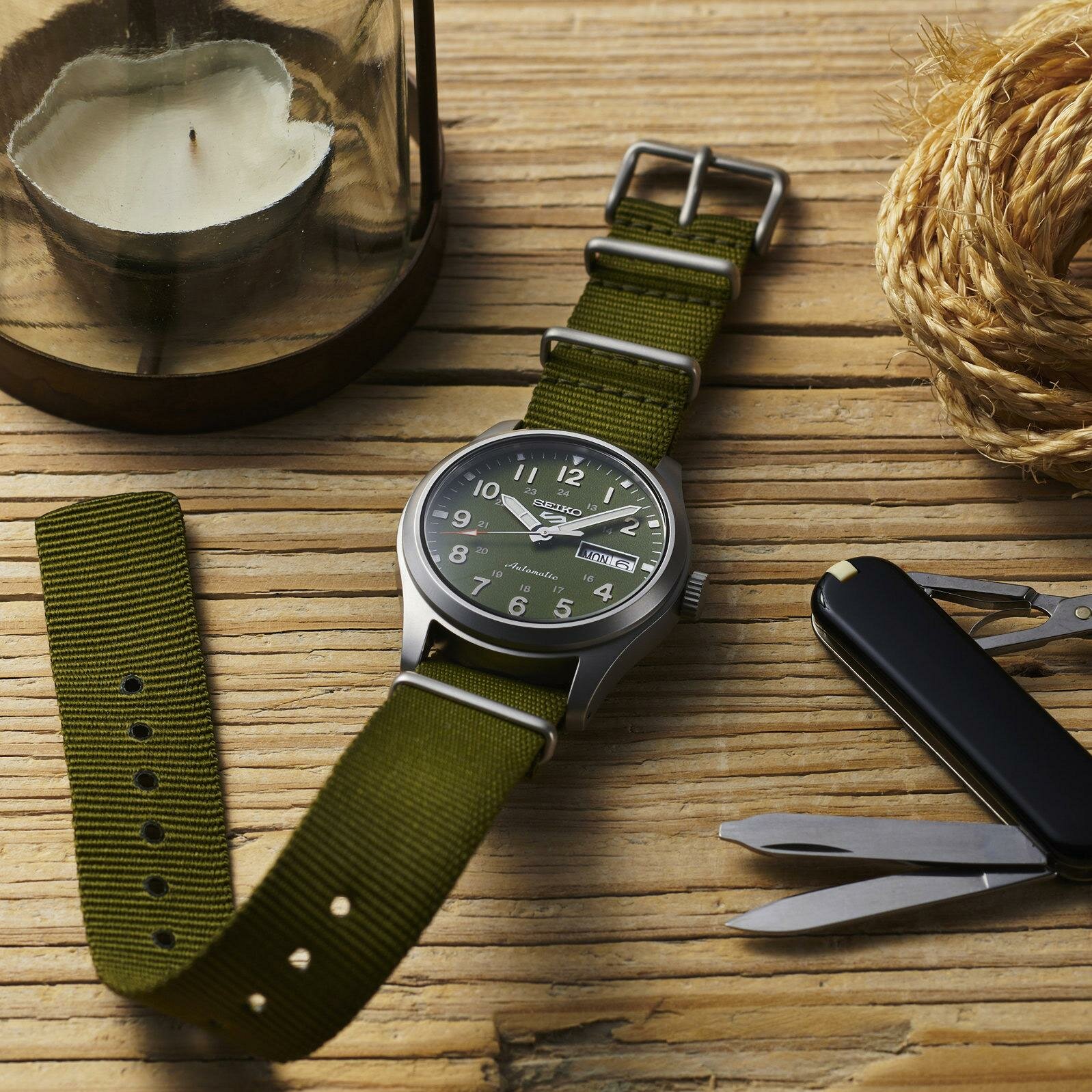 Наручные часы SEIKO 5 Sports, серый — фото 1