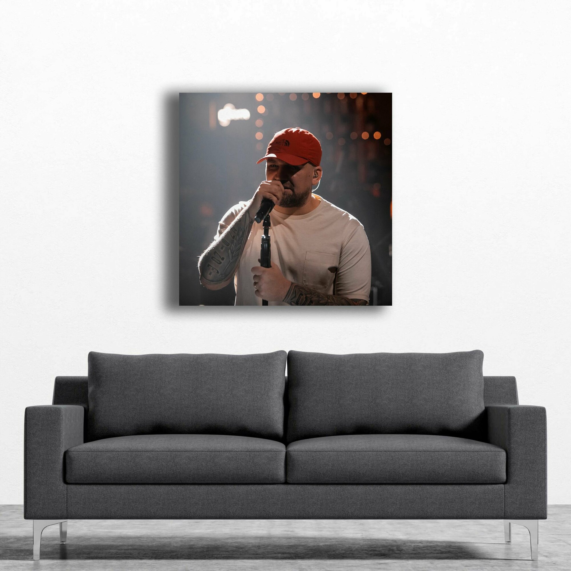 Интерьерная картина на холсте Баста 40*40