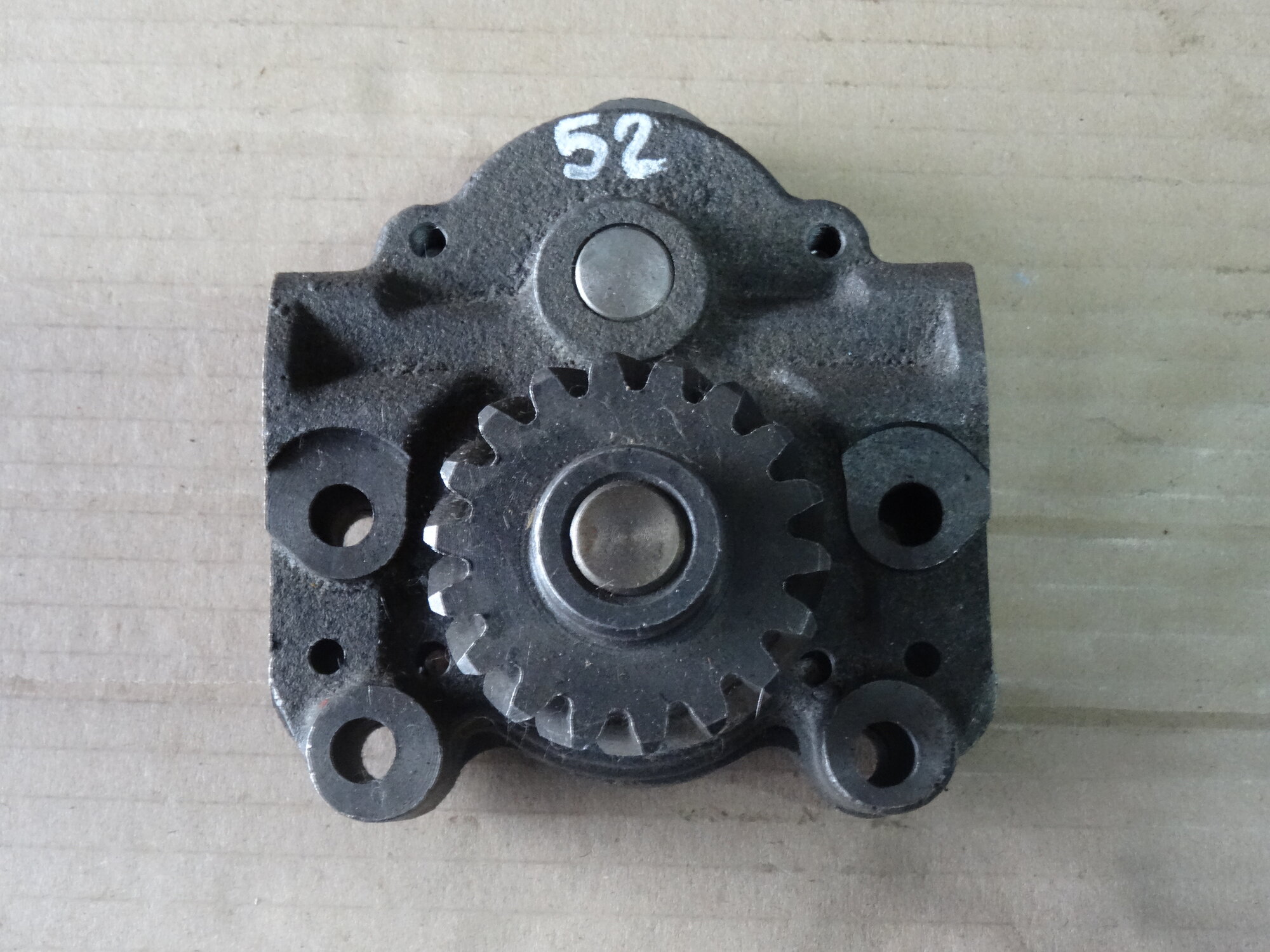 Насос масляный Д144, Т40