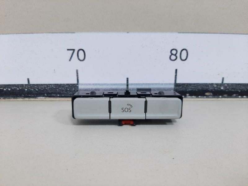 Кнопка многофункциональная Volkswagen Polo Sed RUS 2011 кат.номер: 5NR0356242EN