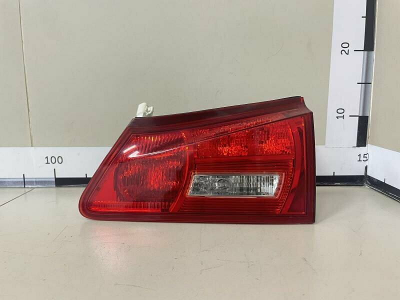 Фонарь задний внутренний правый Lexus IS 250/350 2005-2013 кат.номер: 8158153070 8158153071