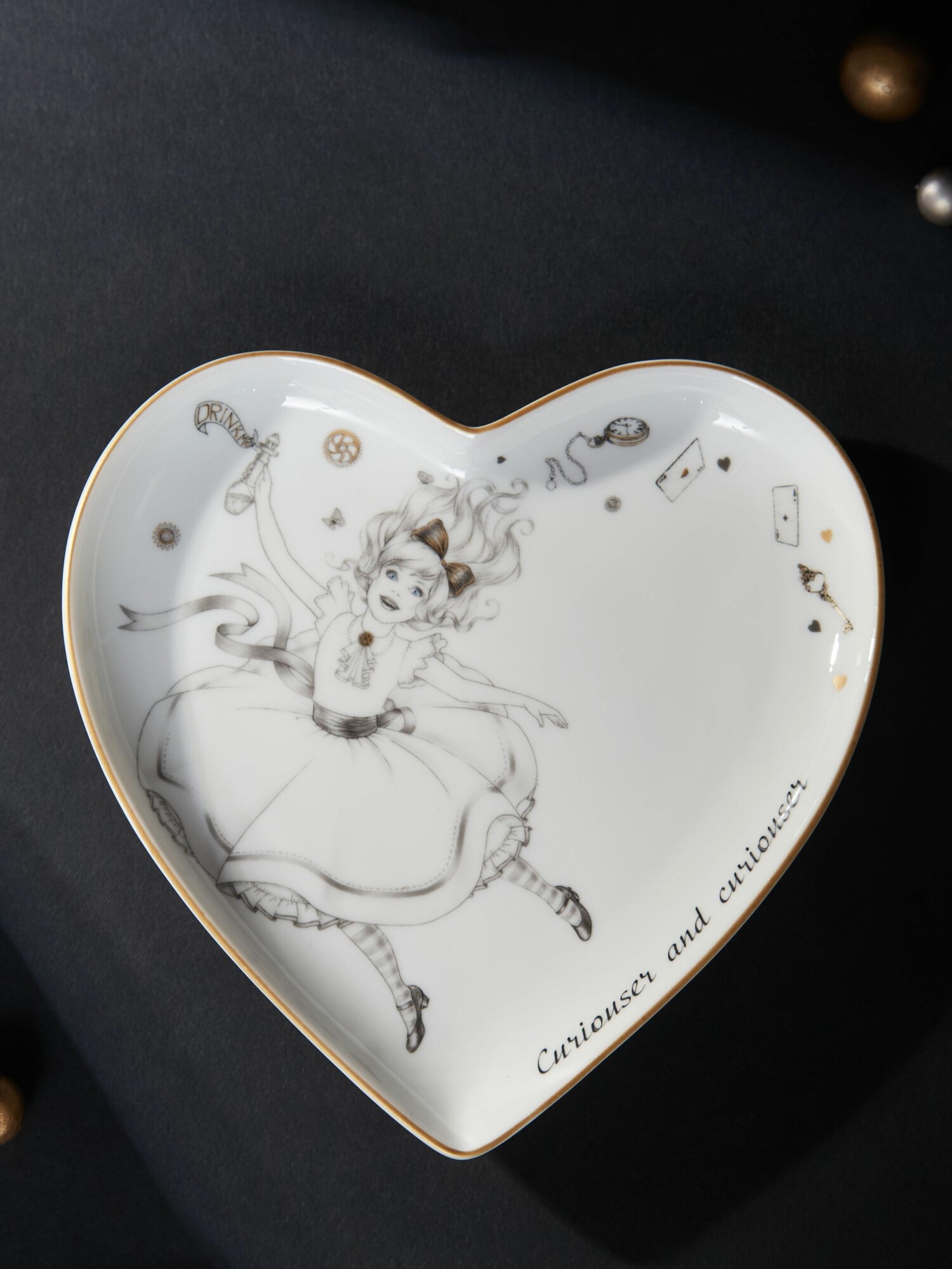 Тарелка Lefard "Wonderland", закусочная, 1 шт, фарфоровая, в форме сердца