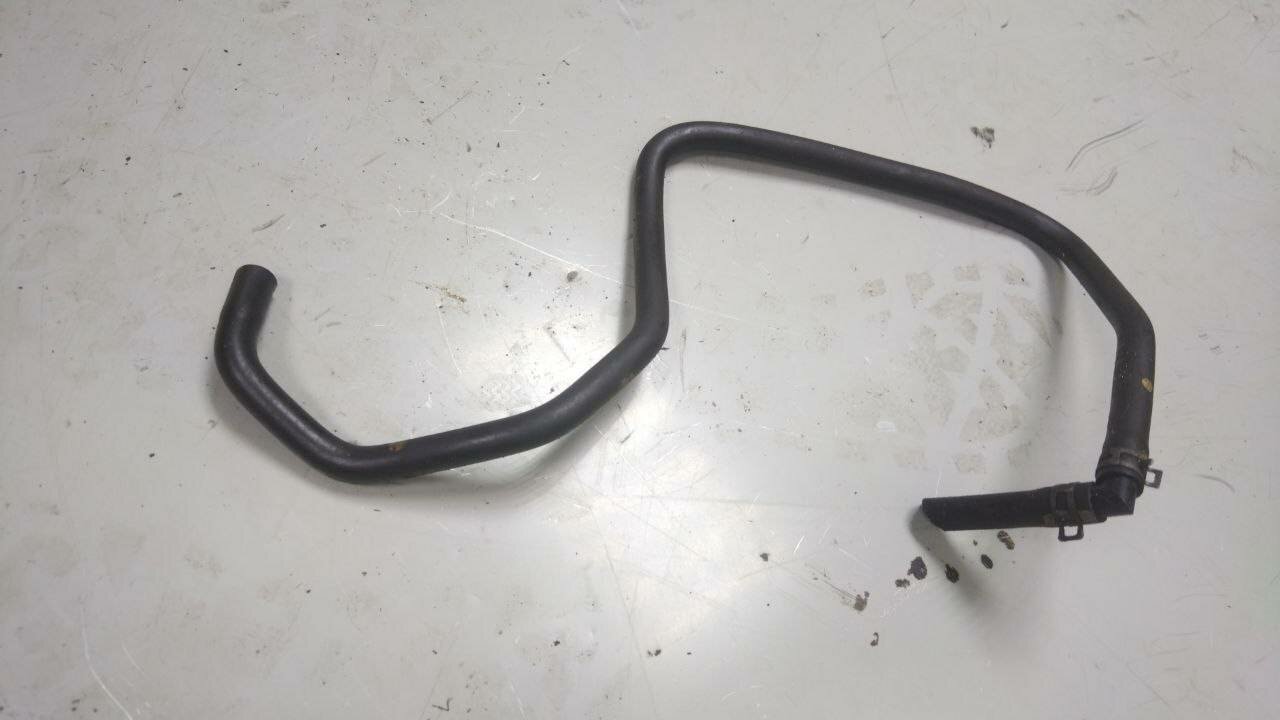 Патрубок охлаждения Mazda 3 2005