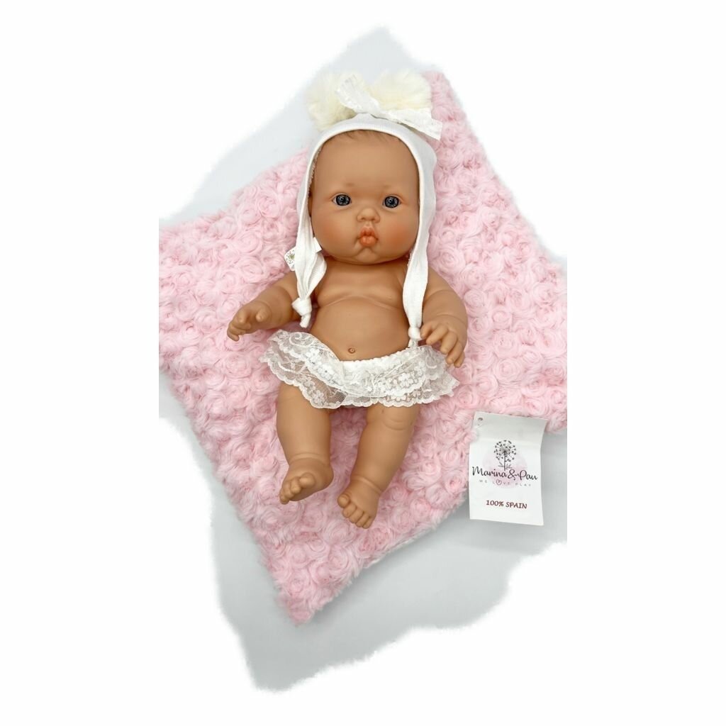 Кукла Marina and Pau 35cм Betty виниловая с подушкой