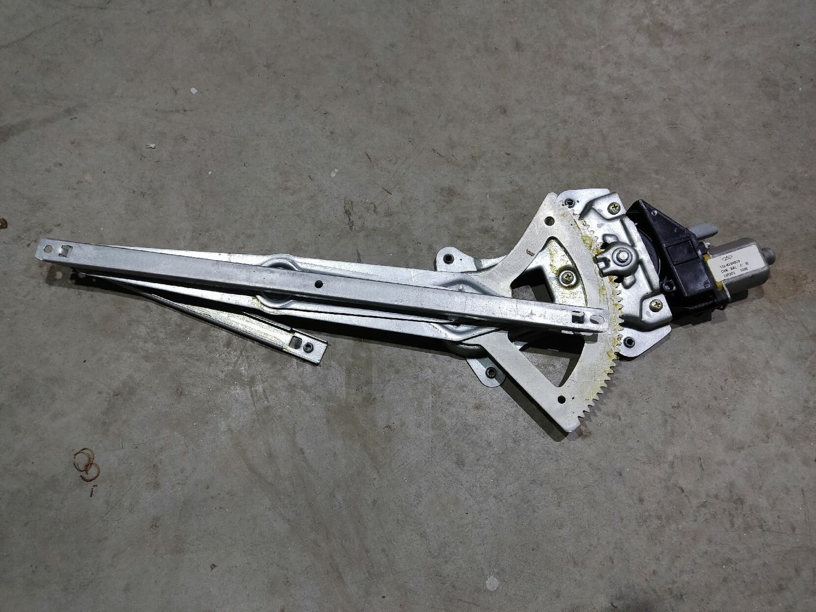 Стеклоподъемник передний правый Chery Tiggo 5 (2014-2016) [2.0 16V CVT внедорожник] T216104020