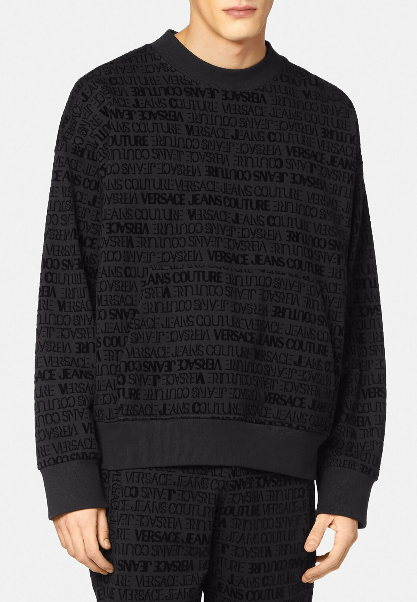 Костюм спортивный