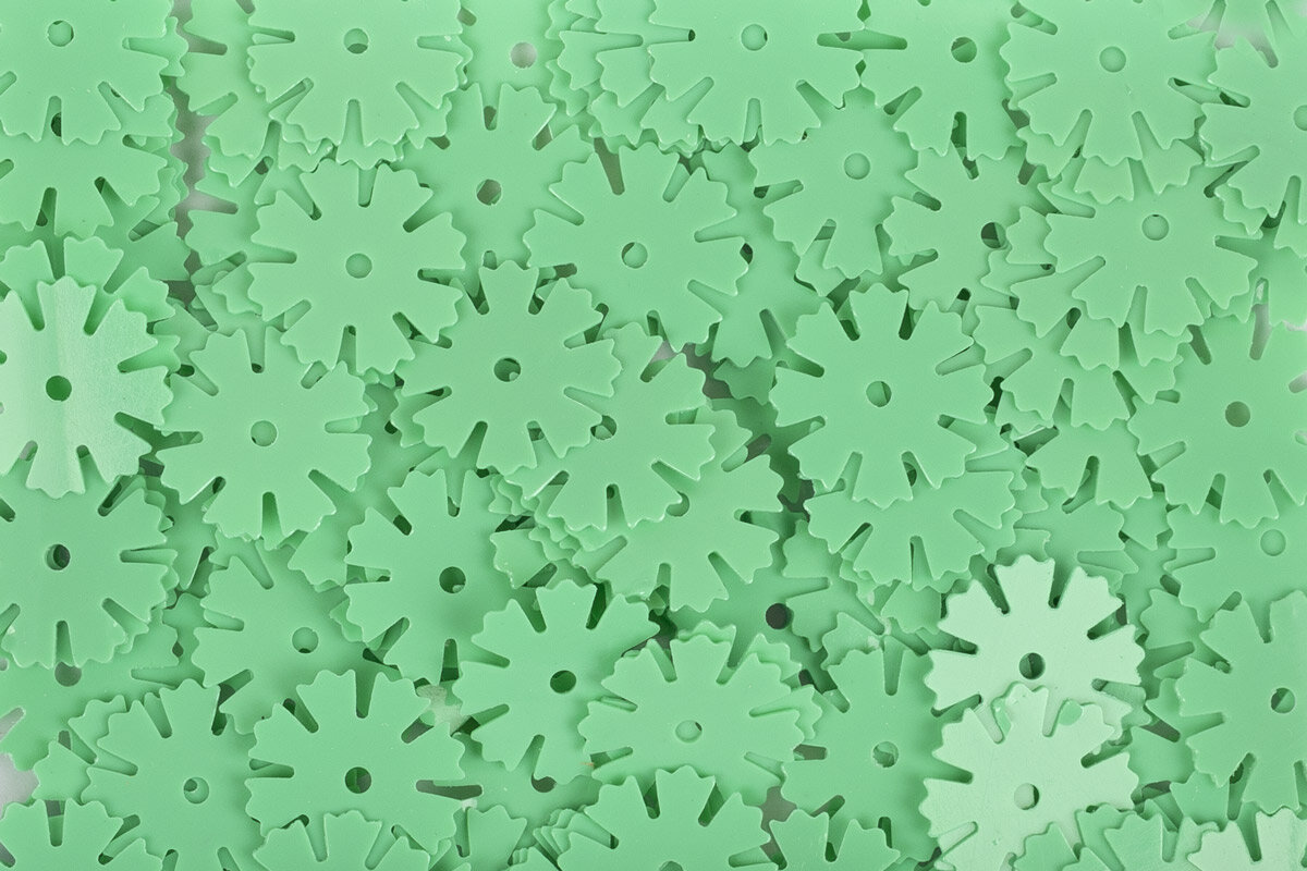 Zlatka пайетки россыпью ZF-13-GW93 11 мм 10 г для рукоделия декоративные элементы цвет №04 св. зеленый