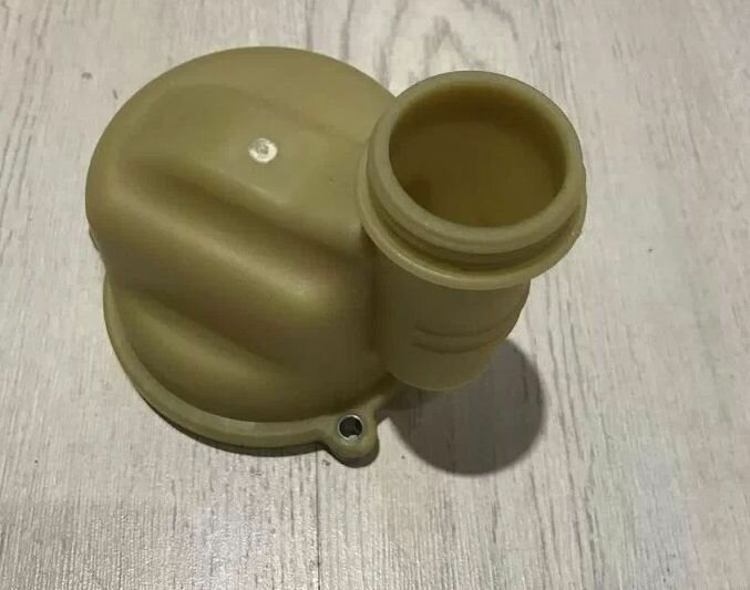 Бачок ГУР Илиум 497203690R, для Renault Logan/Sandero/Duster, передний, правый, бежевый