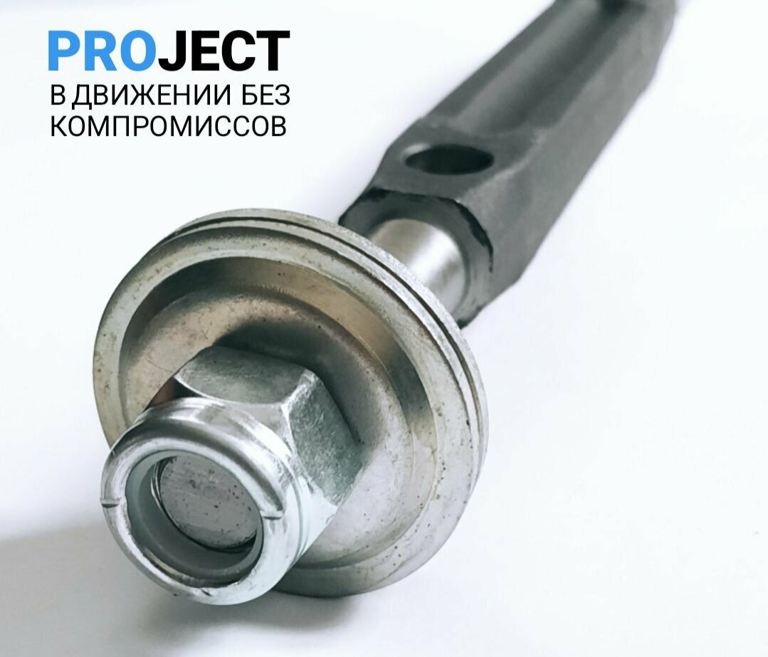 Болт (ось) нижнего рычага для ВАЗ 2101 в сборе