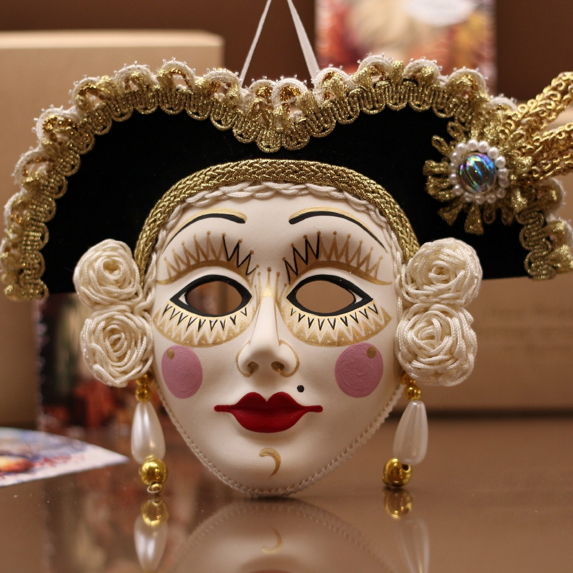 Интерьерная маска Петровские ассамблеи