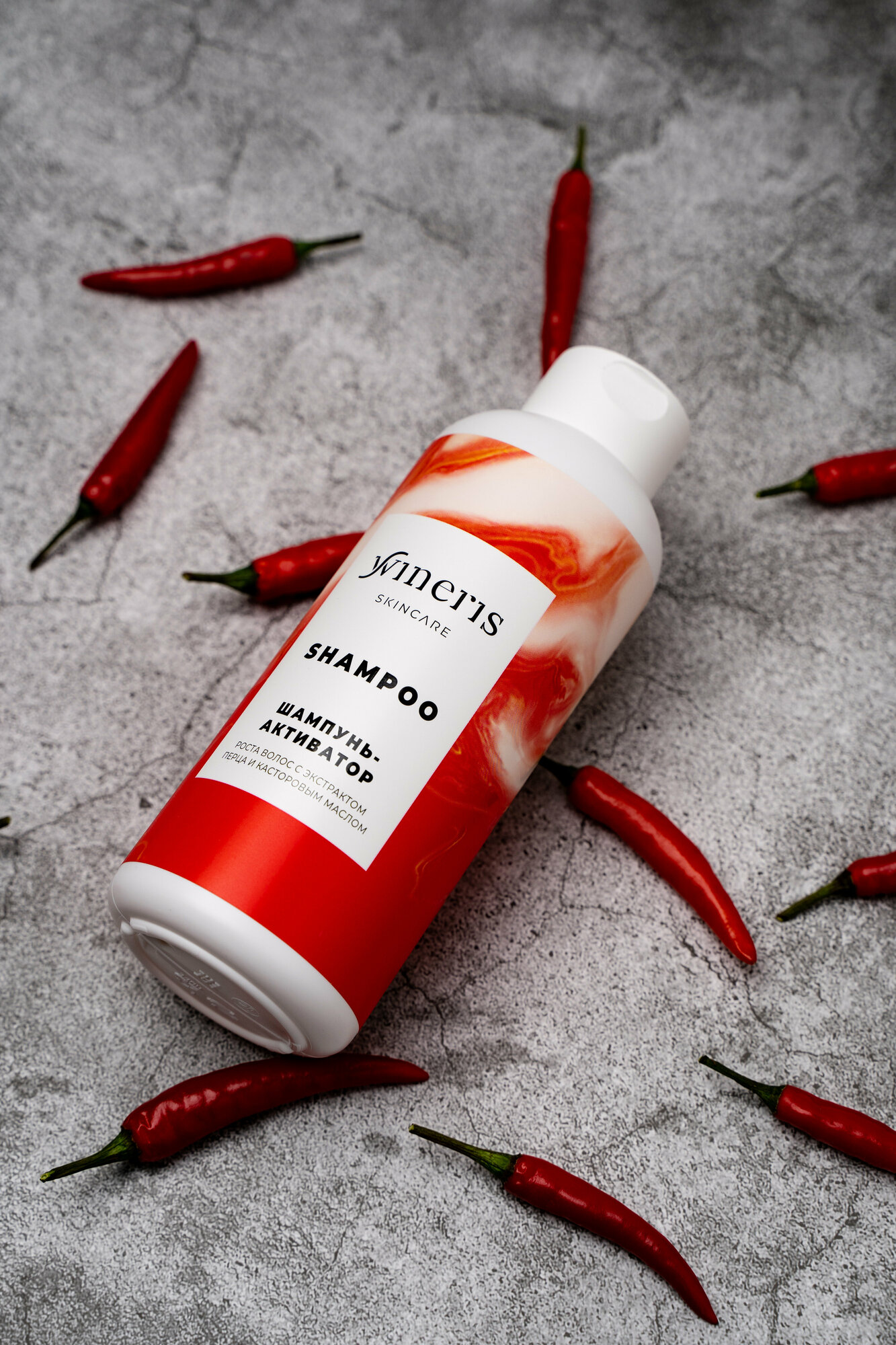Шампунь-активатор роста волос Wineris с экстрактом перца и касторовым маслом 400 мл.