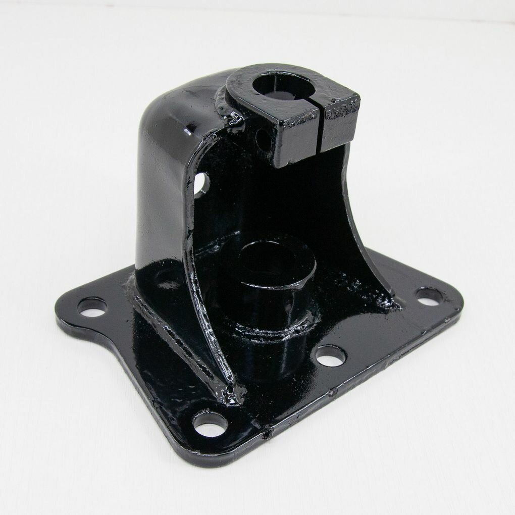 Кронштейн задней рессоры задний NISSAN DIESEL, GTP