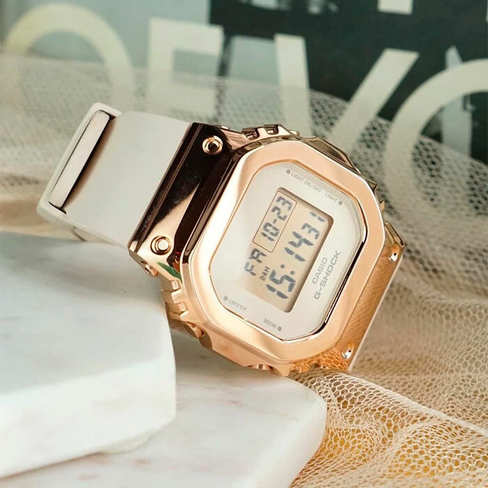 Наручные часы CASIO G-Shock, золотой — фото 1