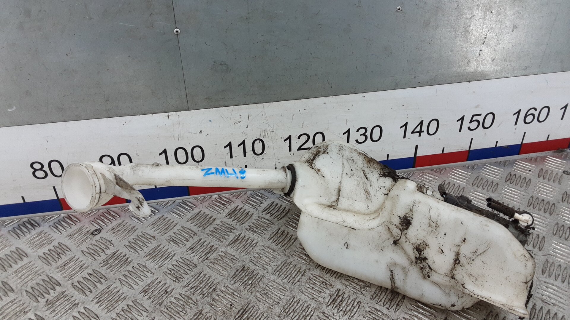 Бачок омывателя NISSAN QASHQAI J10, Номер 28910JD000, 28916JD00A