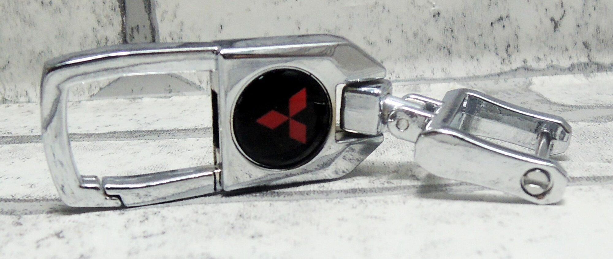 Брелок-карабин