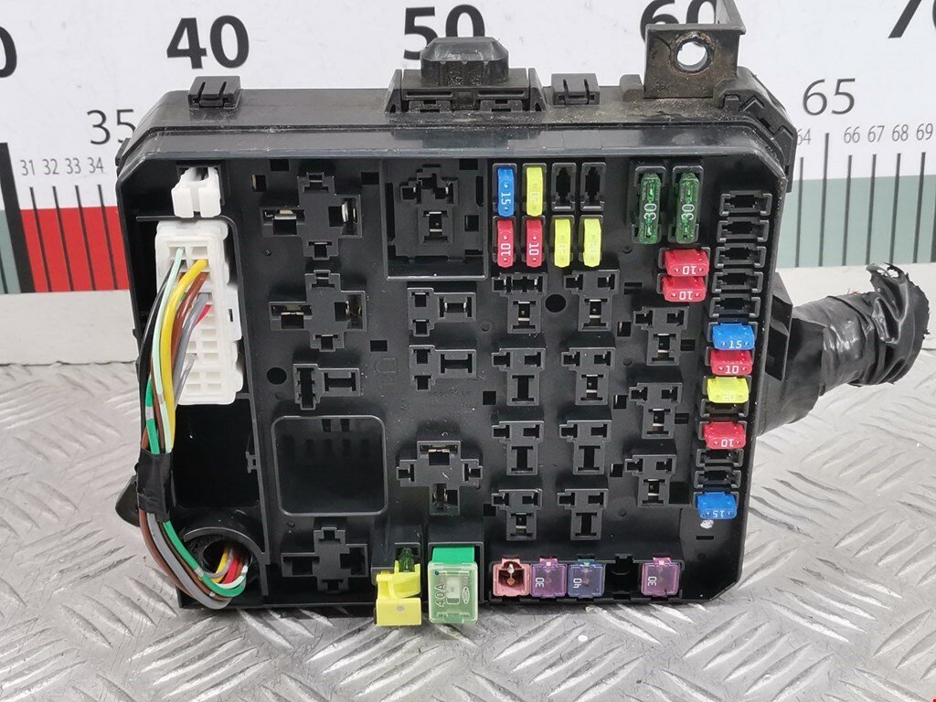 Блок предохранителей Mitsubishi Outlander 2 (XL) 6500FY арт. 1987948