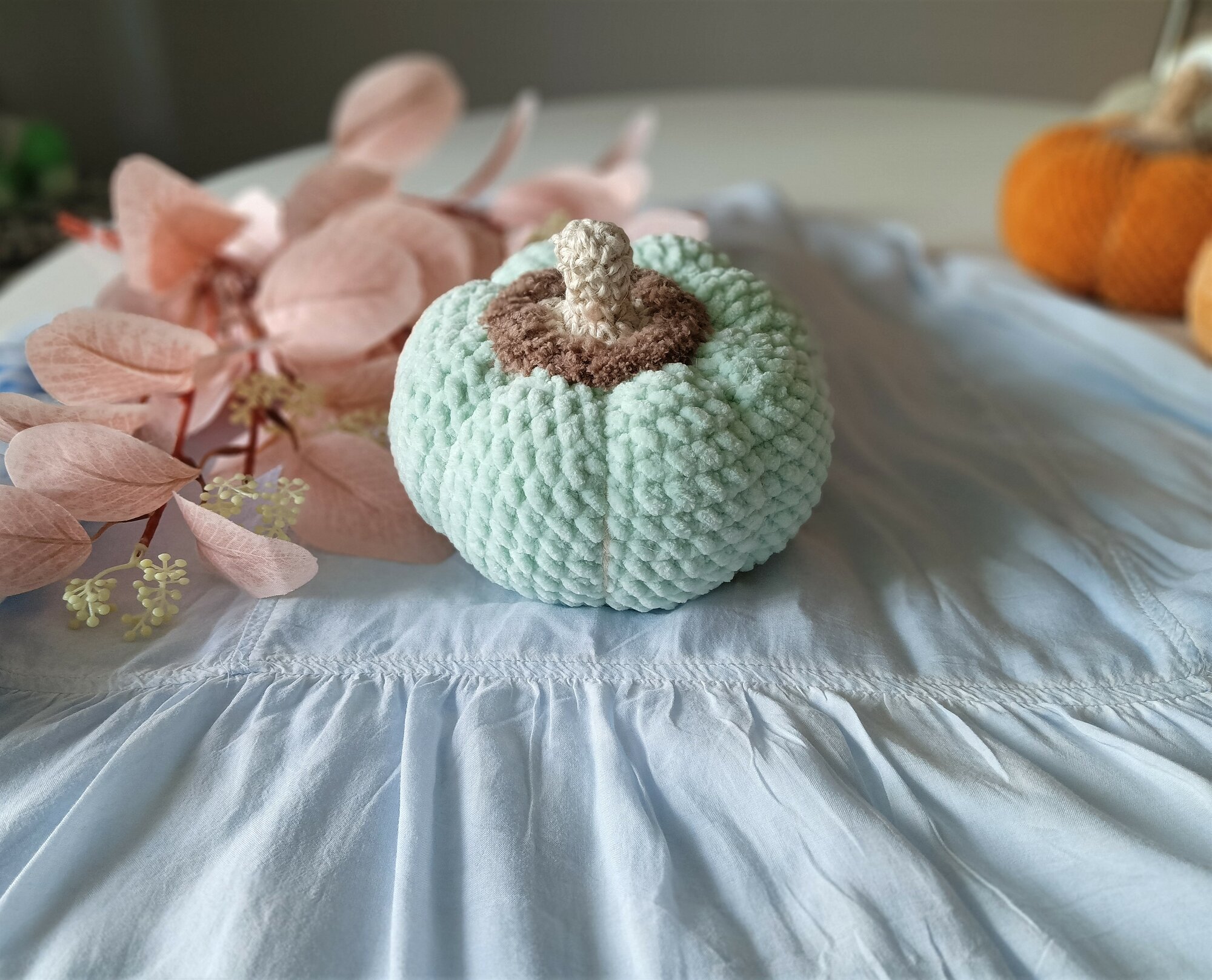 Тыква декор мягкая фигурка