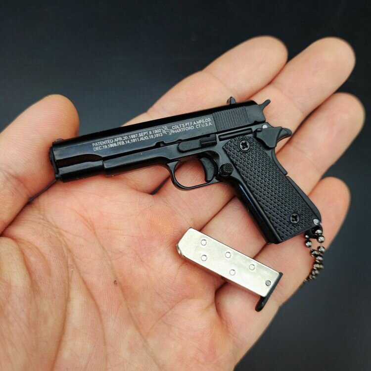Модель пистолета 1911 с гравировкой, черный
