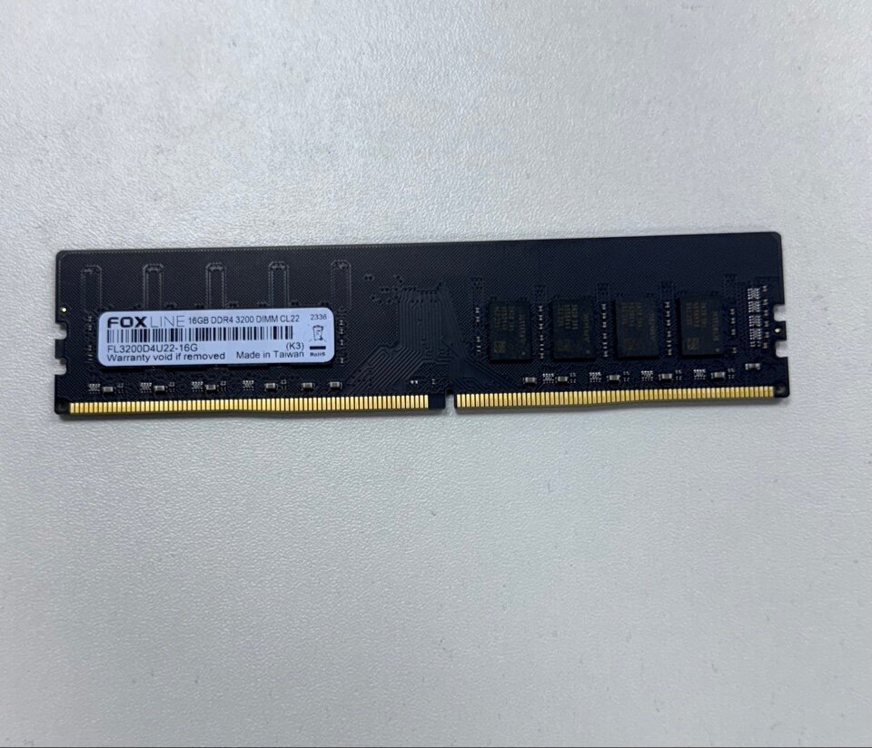 Оперативная память Foxline 16 ГБ DDR4 3200 МГц DIMM CL22 FL3200D4U22-16G, OEM