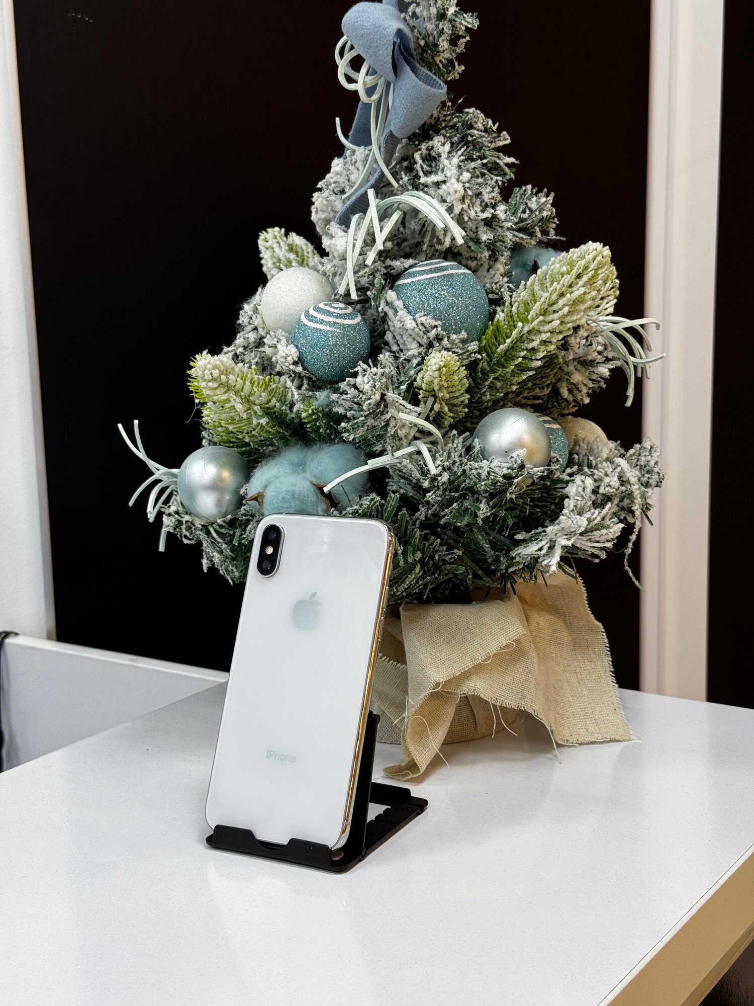 Смартфон Apple iPhone Xs 64 ГБ RU, nano SIM+eSIM, серебристый