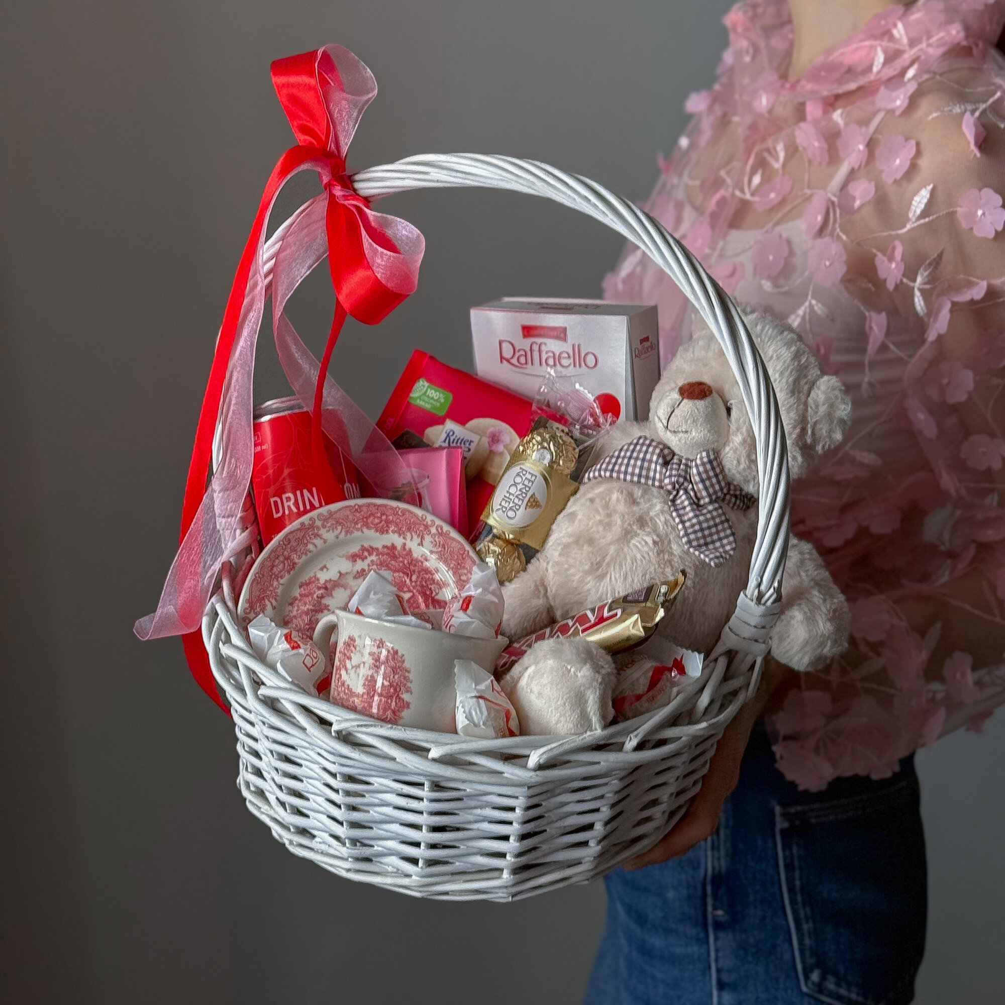 Подарочная корзина на 14 февраля, подарок любимой девушке , Veresk 748