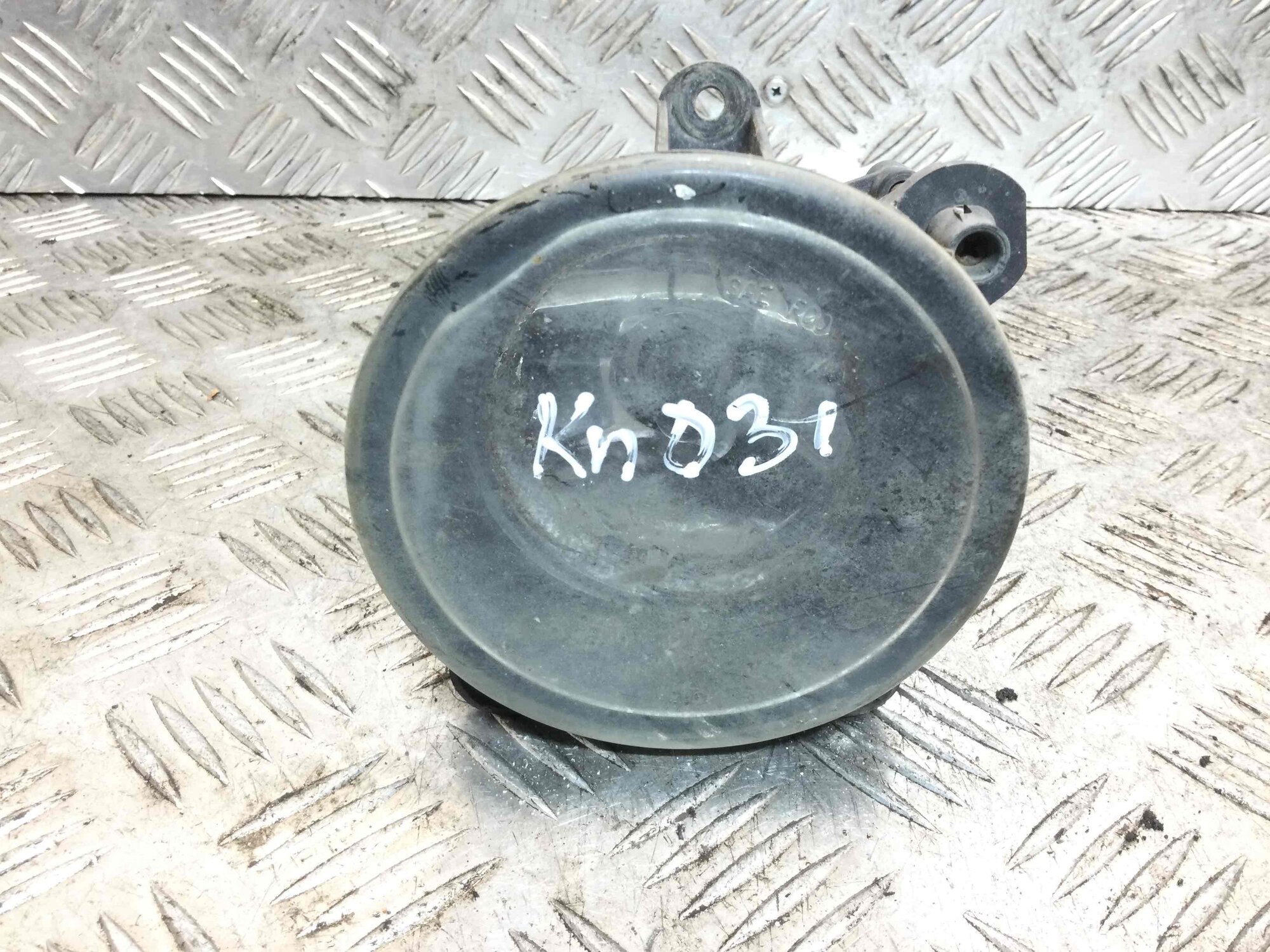 Б/У Фара противотуманная левая Land Rover Range Rover 3 поколение (2002-2005) 2002 г.