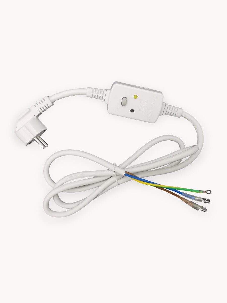 Кабель питания с вилкой для водонагревателей с УЗО Thermex, Ariston Сечение кабеля: 3 * 1,5 мм² до 4,5 кВт 1,65м