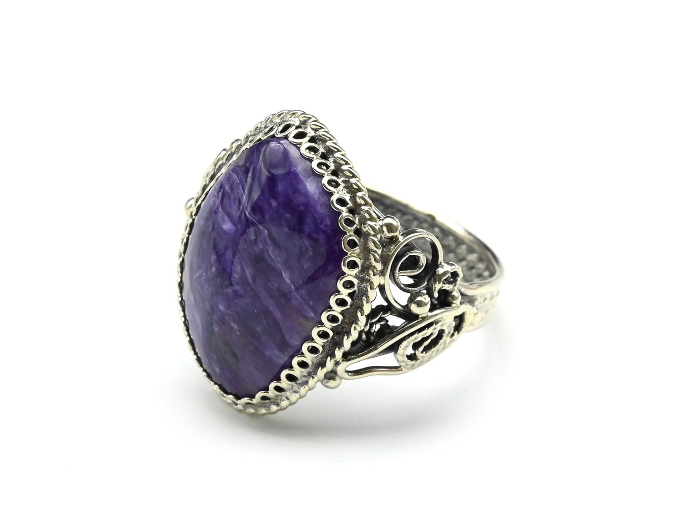 Кольцо, чароит