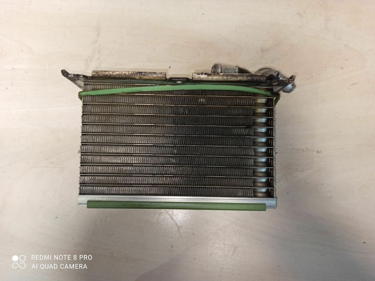 Радиатор охлаждения турбины Volkswagen Golf 6 1.4