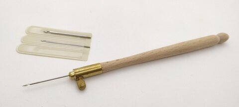 Крючок люневильский с 3 сменными иглами, 0.70, 1.00, 1.20 мм (YL-675)