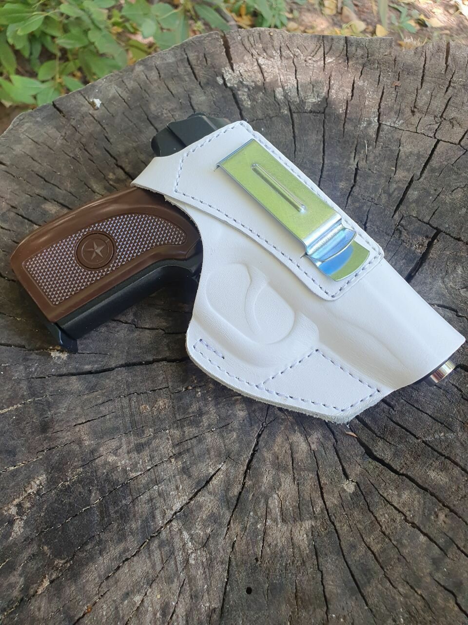 Кобура для поясная белая оперативная со скобой - клипсой для скрытого ношения, формованная наруральная кожа