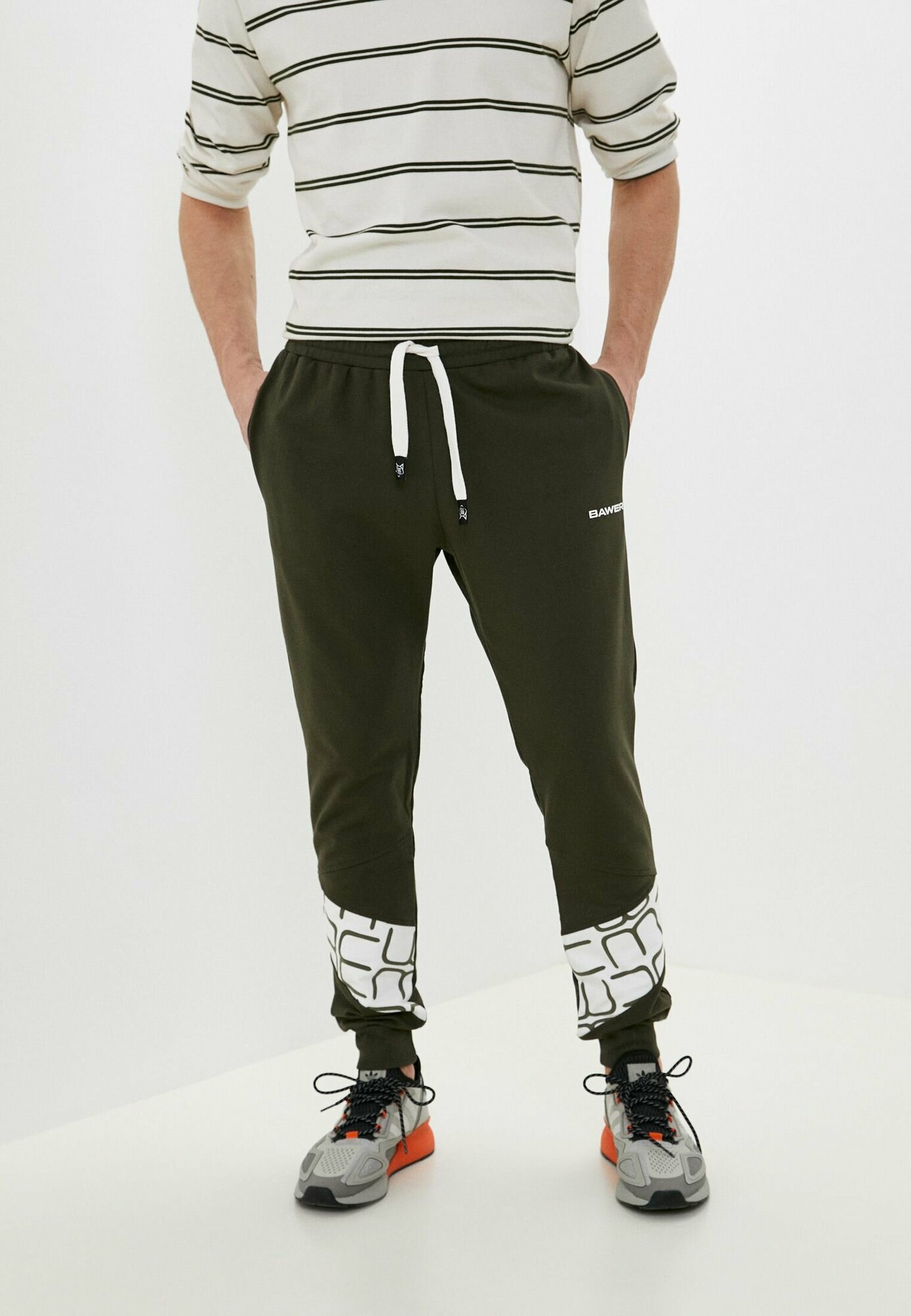 Брюки спортивные