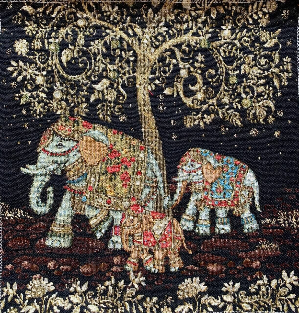 Гобелен, гобелен без рамы 33х33 см / "Индийские слоны. Три слона"