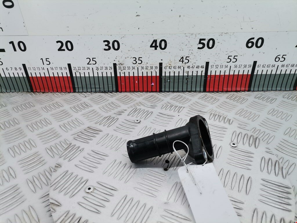 Корпус термостата Mazda 3 BK ZJ0115172 арт. 1908385