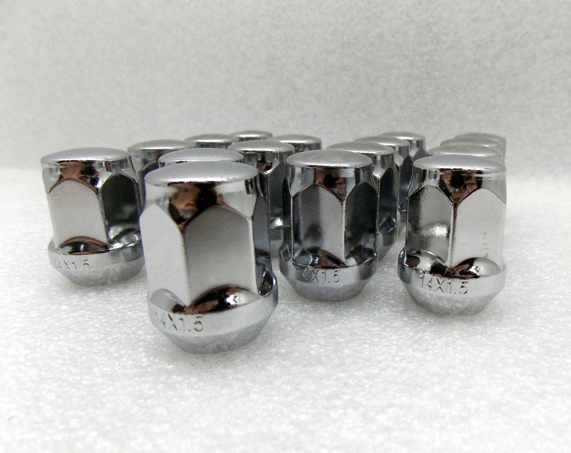 Zekkert Гайка колесная конус M14 x 1,5 L 35 ключ 21 Хром. Комплект - 16 шт.